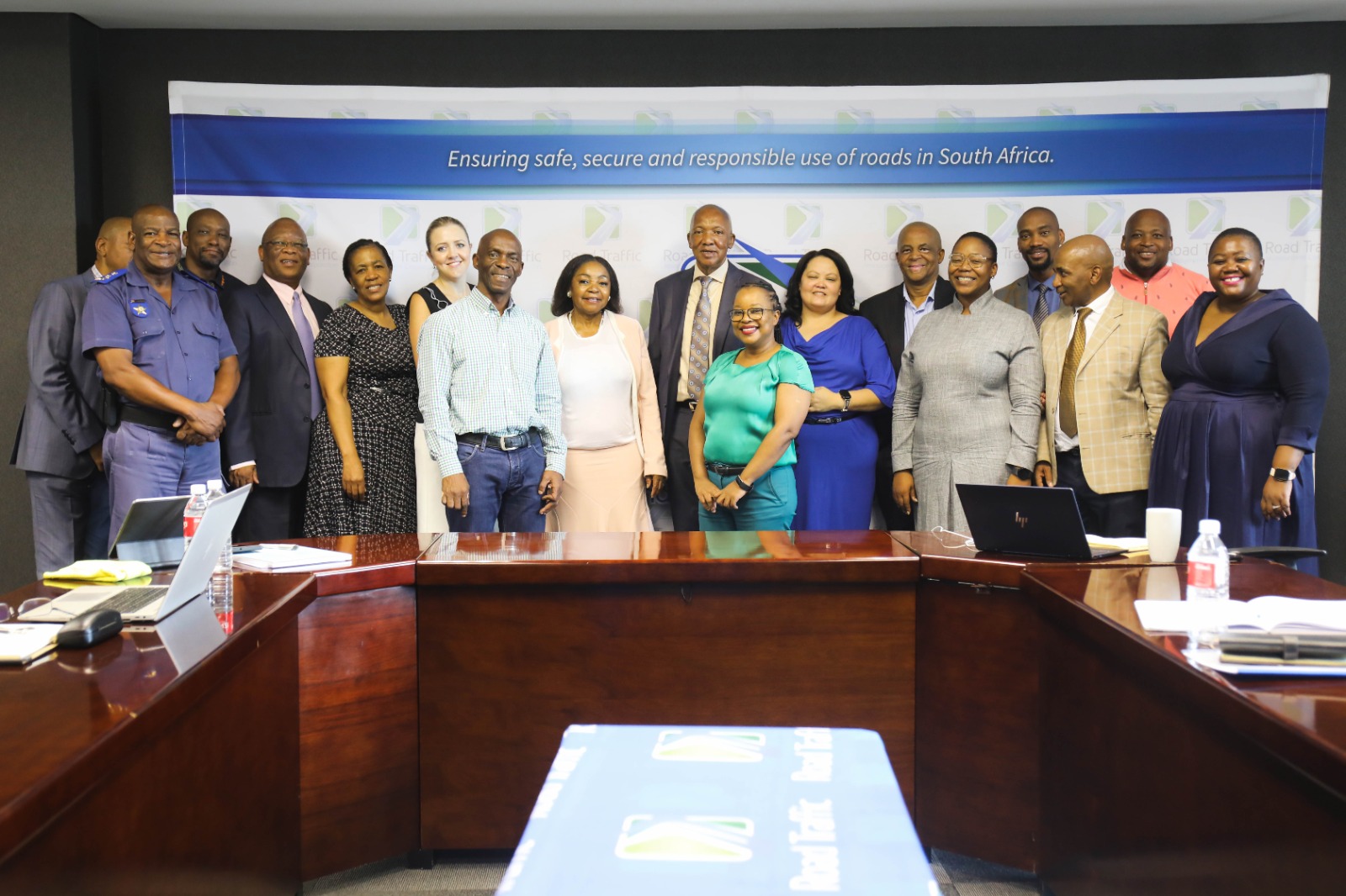 Deputy Minister pays unannounced visit to the RTMC Centurion offices ...